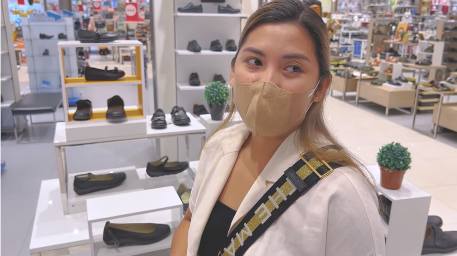 Pat Velasquez-Gaspar Shares Glimpse of Her ‘Tita Duties’ with Baby ...