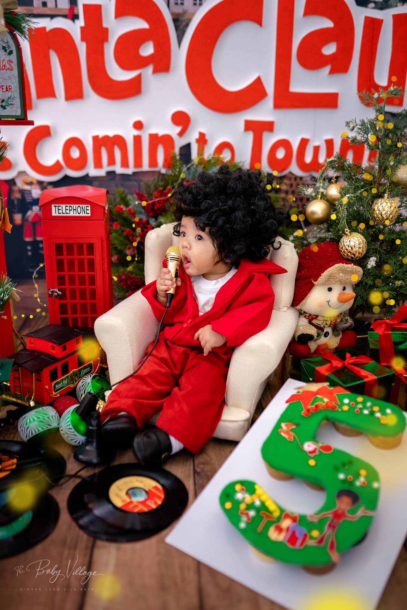 Baby Kidlat Spreads Holiday Cheer in Christmas-Themed 5th Month ...