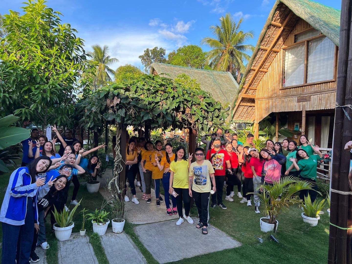 VIYLine Employees Gear Up for 2023 With Successful Team Building ...