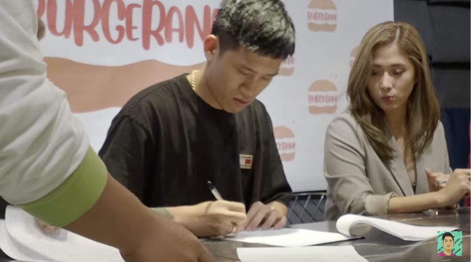 Junnie Boy Gives Away ‘Free Taste Burger’ as he Marks Partnership with ...