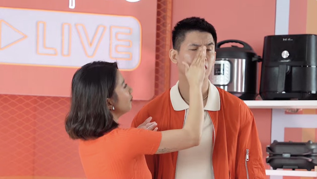 Junnie Boy and Vien Velasquez Showcase Live Selling Skills for Shopee ...